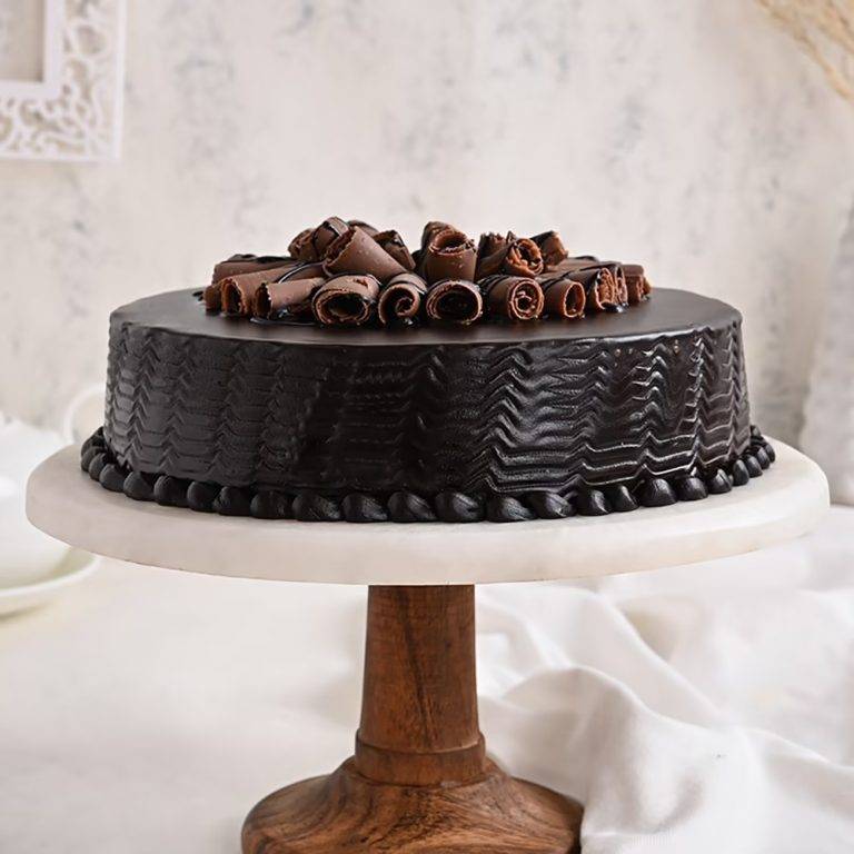 Delicious Chocolate Cakes Delivery Online