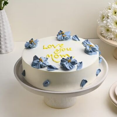 Blue Blossom Hug Cake